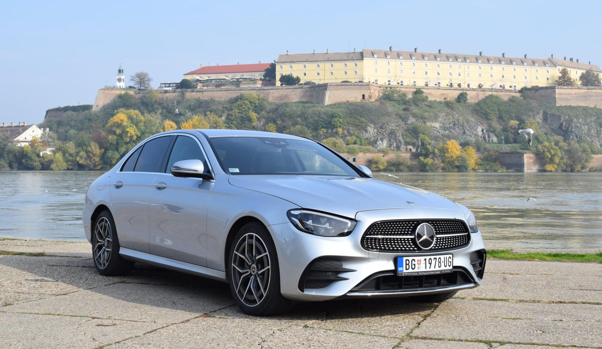 TEST: Mercedes-Benz E 220D 4Matic (2.0, 194 ks) - Vrele gume - test Eee ...