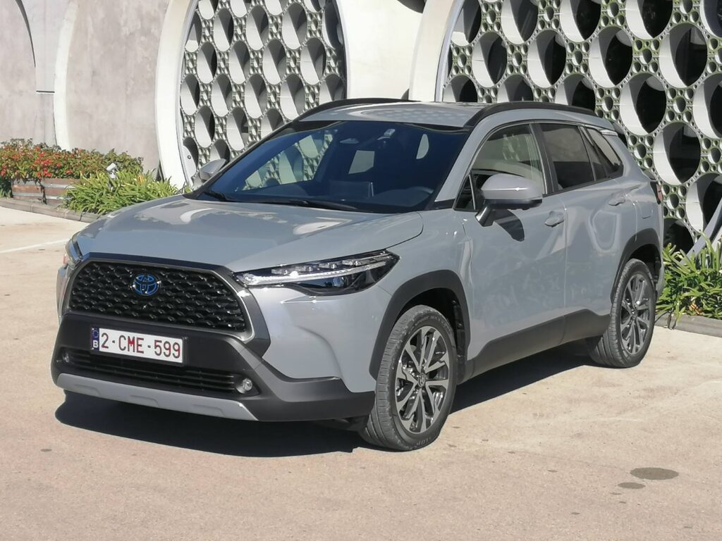 Toyota Corolla Cross uživo!!! - Vrele gume