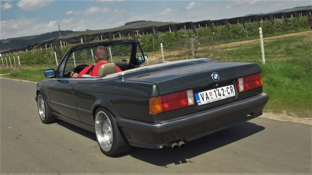 BMW E30 Cabrio - Vrele gume