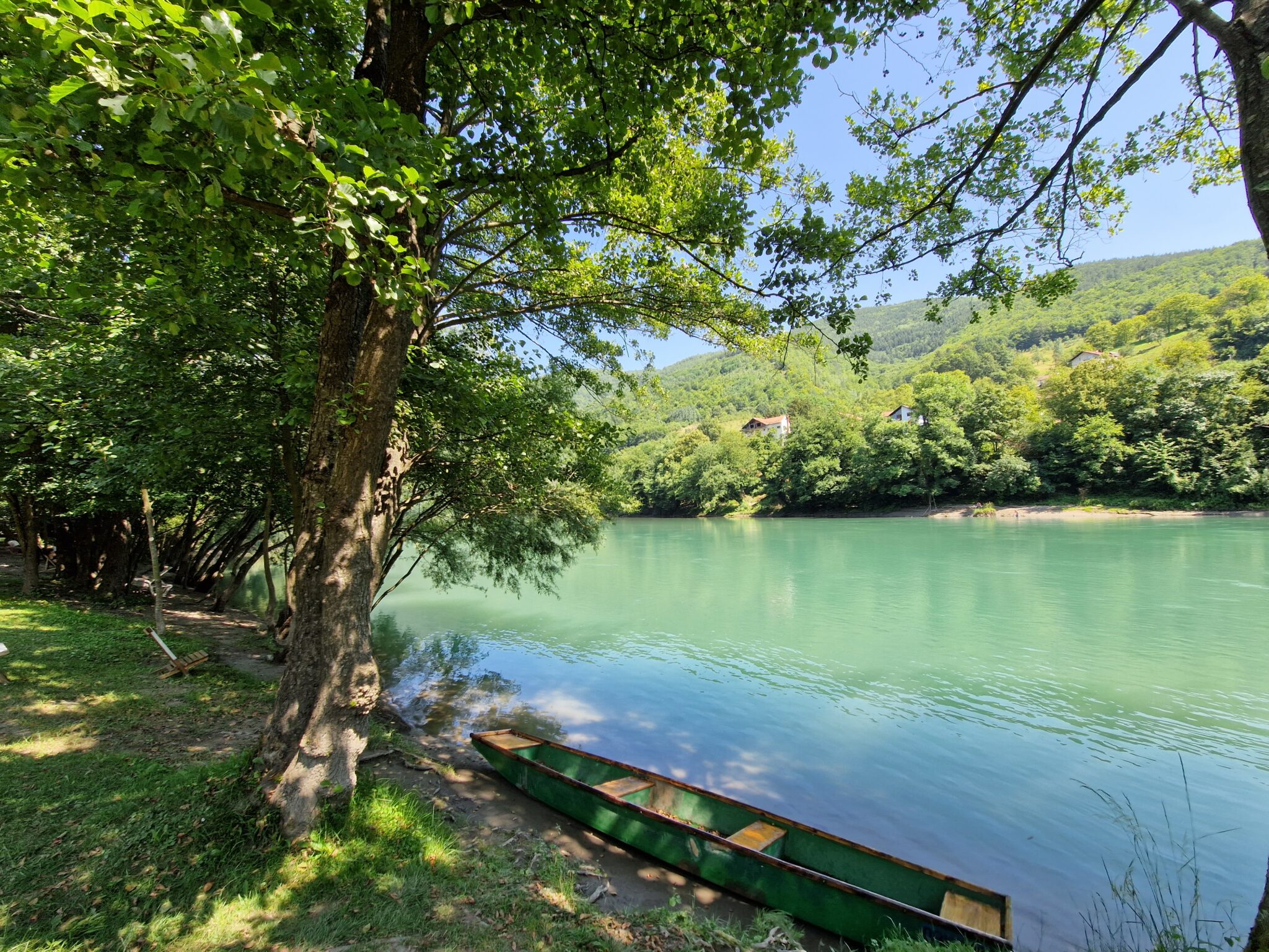 Auto kamp Drina-Foča - Vrele gume
